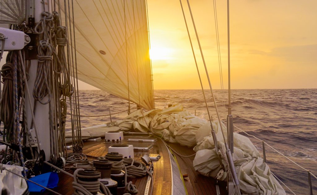 Sailing Across the Atlantic as Crew | 10 Tips for a Happy, Safe and ...
